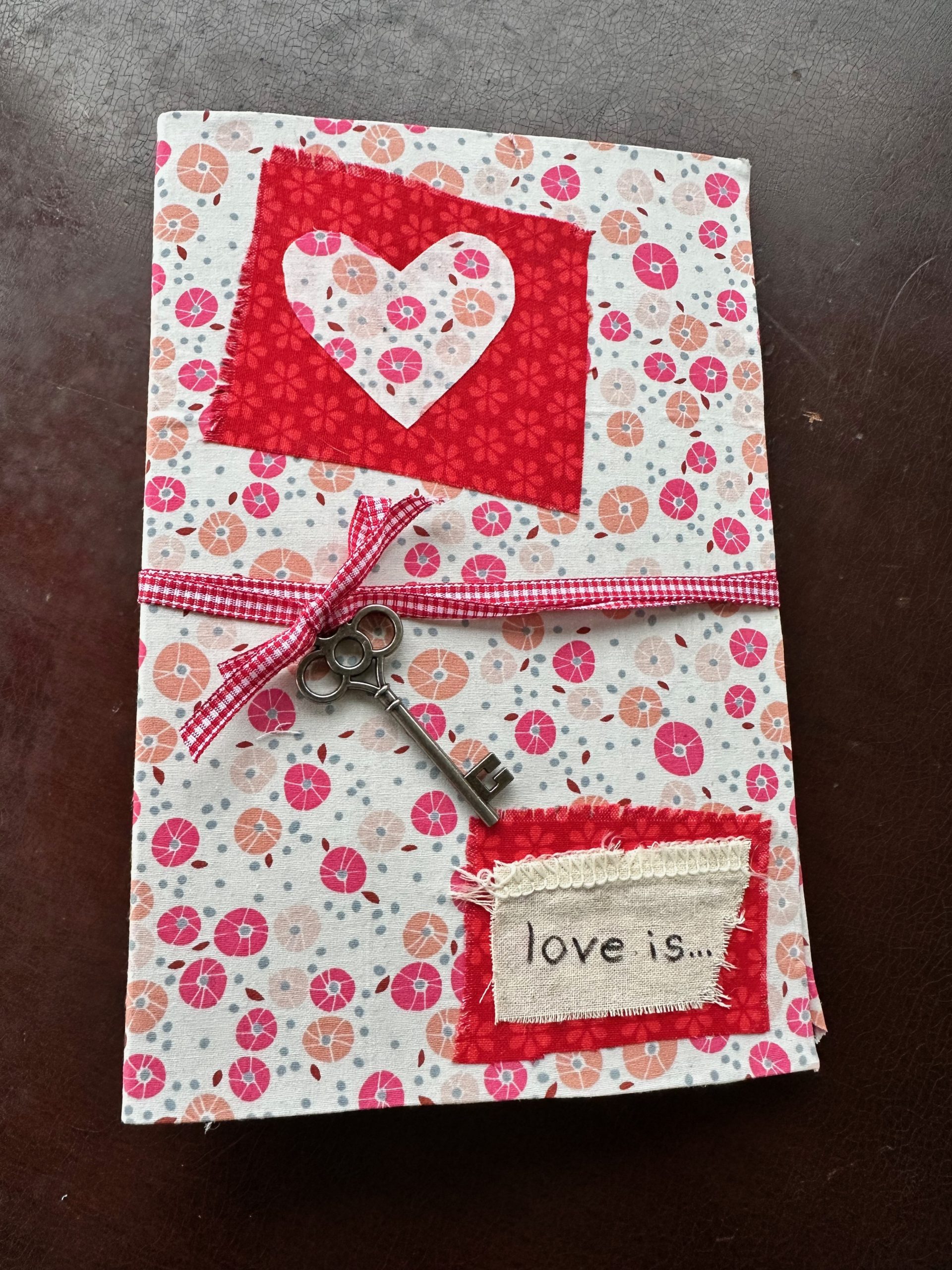 Finding junk journals and teaching a class - Harbor33Designs